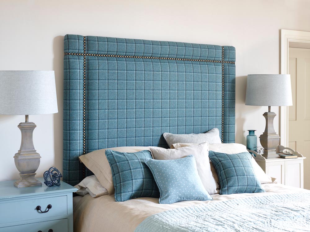 The Different Types of Headboard Attributes, Styles & Fabric Types ...